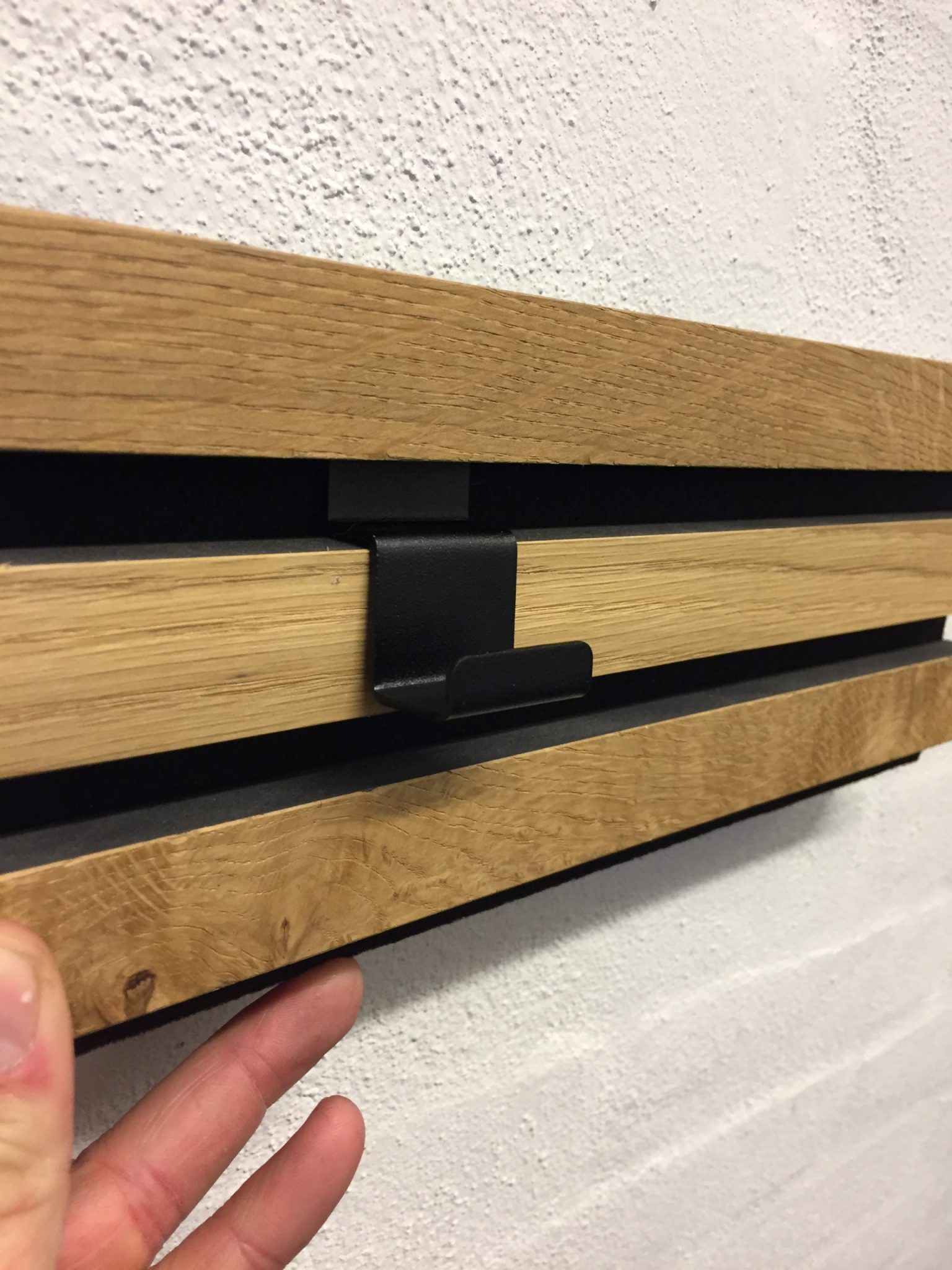 Sort pulverlakeret knag til Akupanel | Gastrobutikken.dk